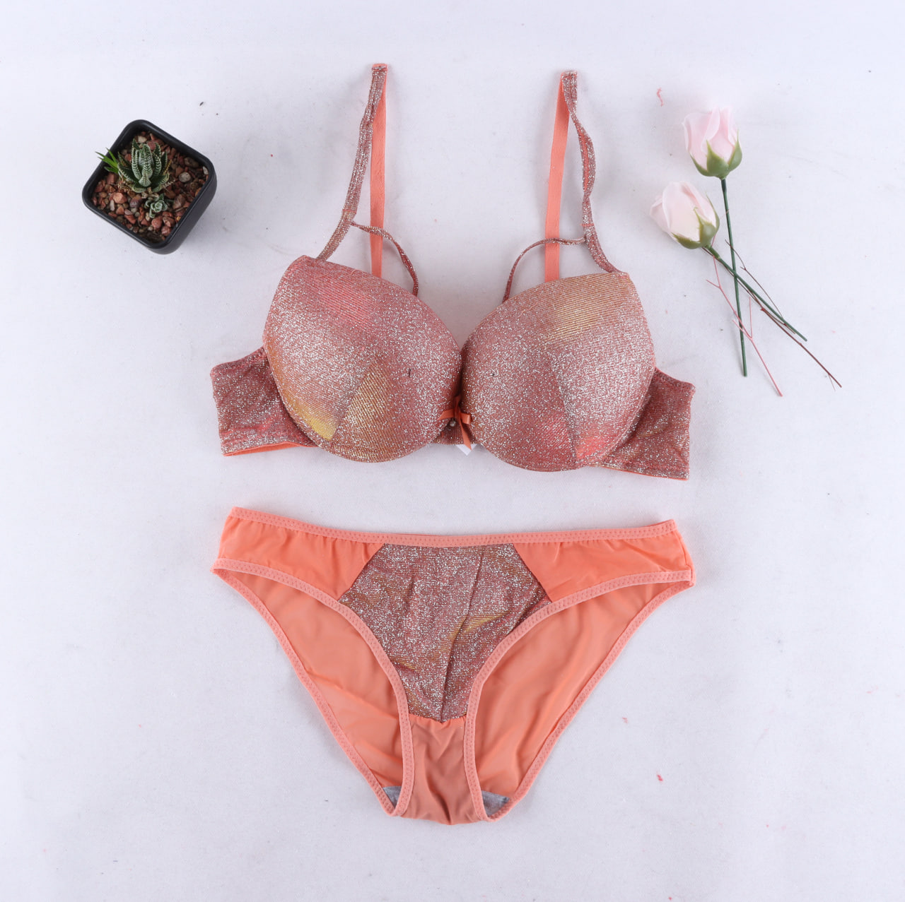 ست اسفنجی لمه E309 - لباس زیر تنپوش